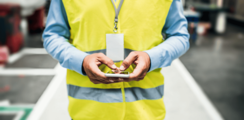 How to Engage Front-Line Employees? 4 Tips to Get Started